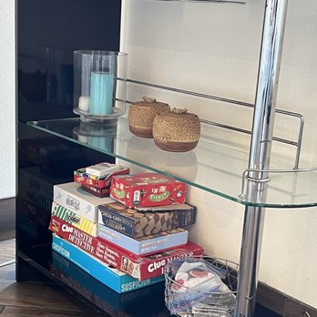 EM-TEA - Updated May 2025 - 412 Photos & 390 Reviews - 3570 G St ...