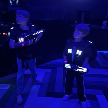 MAIN EVENT CHESTERFIELD - Updated January 2026 - 105 Photos & 85 ...