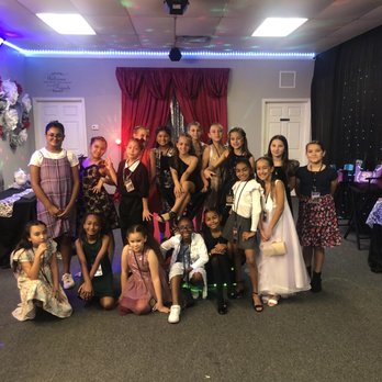 PARTY N STYLE - Updated January 2026 - 34 Photos & 43 Reviews - 1930 ...