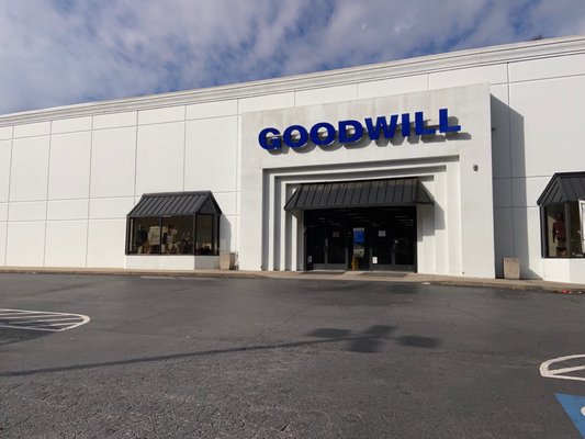 GOODWILL THRIFT STORE & DONATION CENTER - 27 Photos & 55 Reviews - 3906 ...