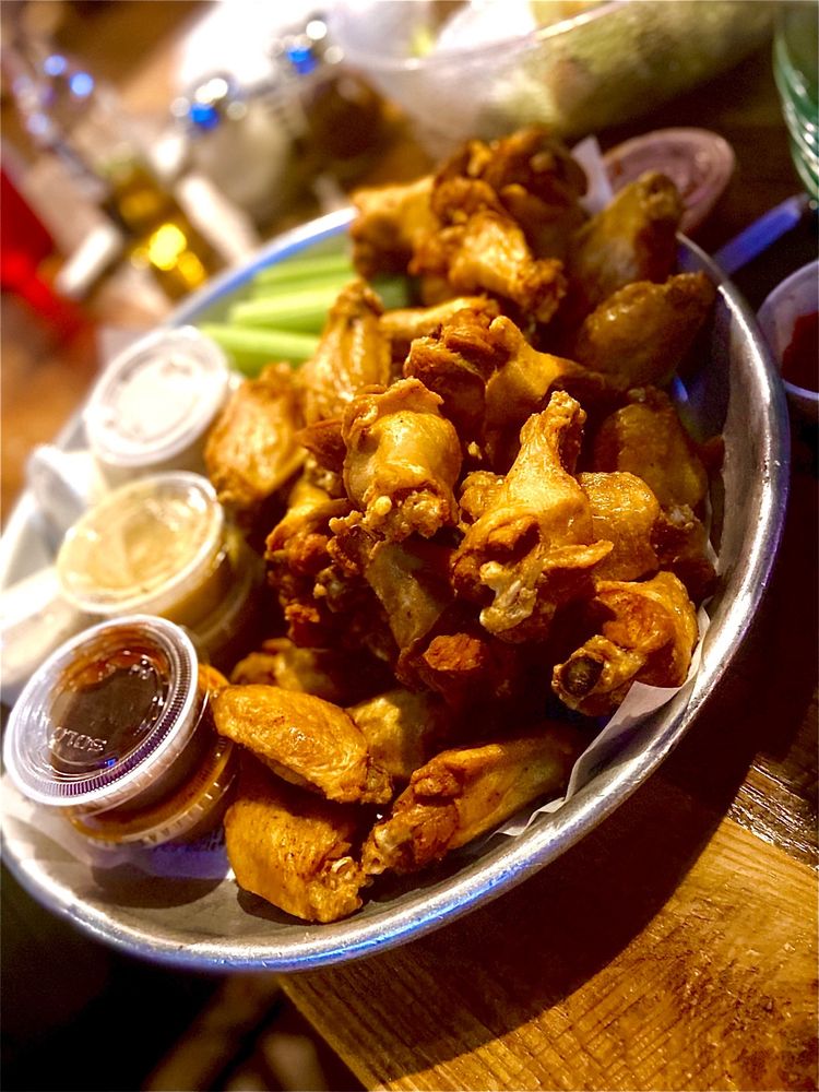 JOHNNY MAC’S RESTAURANT & BAR - 523 Photos & 910 Reviews - 842 S ...