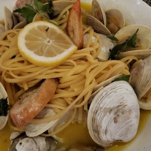 SALERNO PIZZERIA - 22 Photos & 40 Reviews - Pizza - 747 Liberty St ...