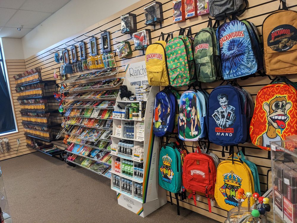 WIXOM INTIMATE IDEAS - Updated October 2025 - 13 Photos - 47740 Pontiac ...