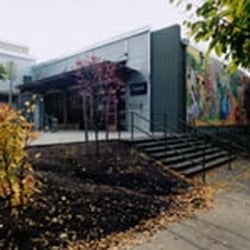MULTNOMAH COUNTY LIBRARY - ALBINA - 16 Reviews - Libraries - 216 NE ...