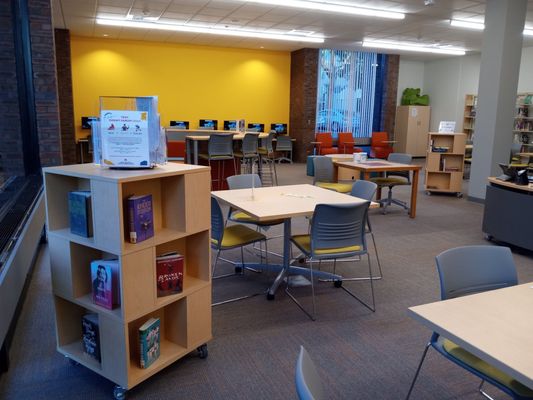 MERIDEN PUBLIC LIBRARY - Updated December 2025 - 45 Photos - 105 Miller ...