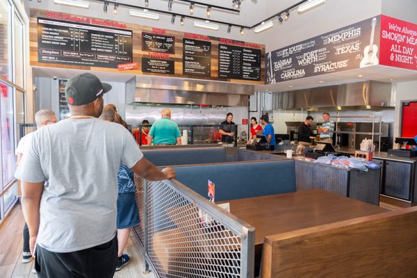 RED HOT & BLUE - MORRISVILLE - Updated December 2025 - 80 Photos & 102 ...