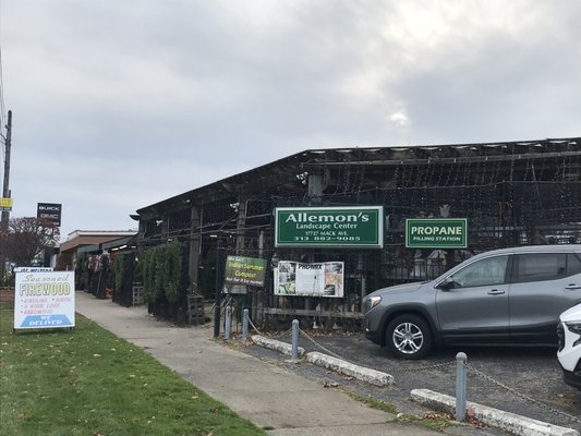 ALLEMON’S LANDSCAPE CENTER - Updated November 2024 - 57 Photos & 19 ...