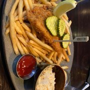 TAVERN IN THE SQUARE - 238 Photos & 346 Reviews - 120 Beverly St ...