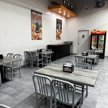 GYRO HUT - Updated December 2025 - 100 Photos & 139 Reviews - 18002 ...