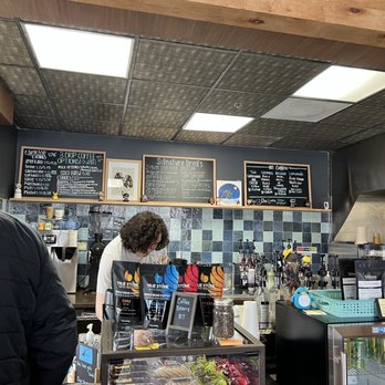 MAKWA COFFEE - Updated December 2024 - 58 Photos & 38 Reviews - 2805 Hamline Ave N, Roseville ...