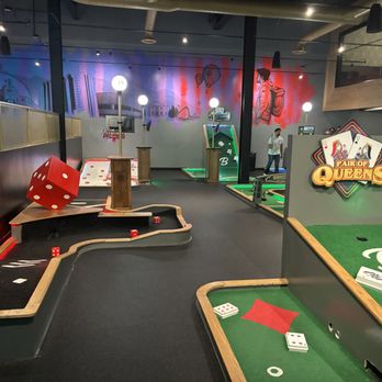 BIRDEEZ - Updated October 2025 - 254 Photos & 86 Reviews - 151 N Sierra ...