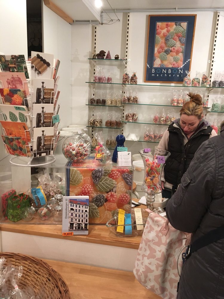 BONBONMACHEREI - Updated January 2025 - 26 Photos & 75 Reviews ...