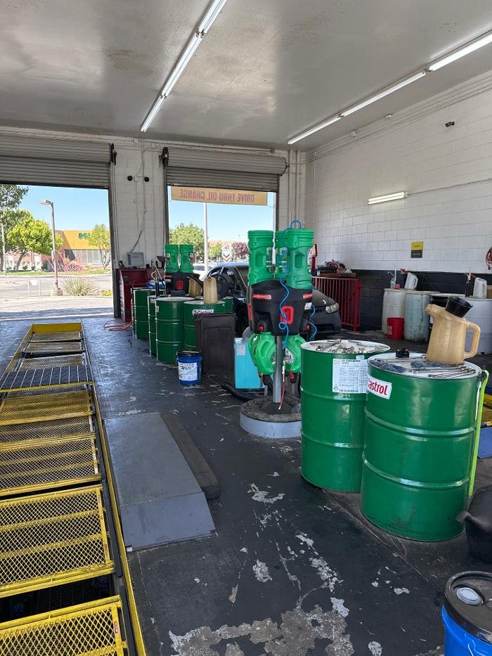 EZ LUBE OIL CHANGE - Updated April 2026 - 31 Photos - 44846 Valley ...