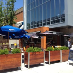 LANDMARK AMERICANA TAP & GRILL - UNIVERSITY CITY - Updated December ...