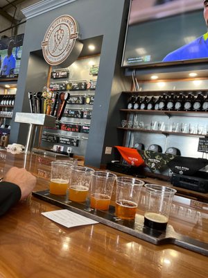 FALL RIVER TAPHOUSE - Updated December 2025 - 144 Photos & 193 Reviews ...