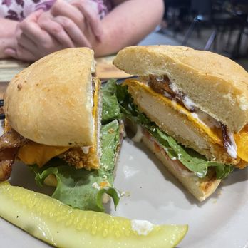 RIVER STREET DELI - Updated January 2025 - 124 Photos & 221 Reviews ...