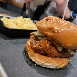 CHOMP KITCHEN AND DRINKS - Updated June 2025 - 334 Photos & 251 Reviews ...