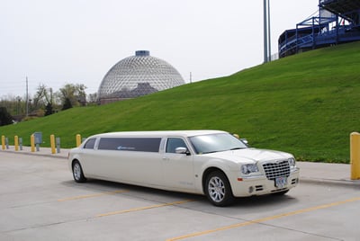 EXTREME LIMOUSINE - Updated October 2025 - 30 Photos - Omaha, Nebraska ...