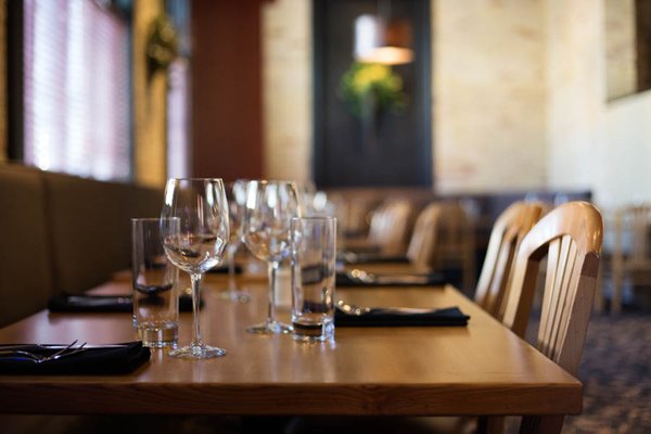 CLOCK TOWER INN PUB & BISTRO - Updated October 2024 - 45 Photos & 19 ...