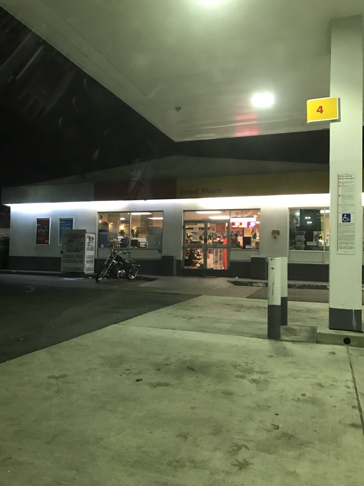 SHELL - Updated December 2025 - 18 Reviews - 1250 University Ave ...