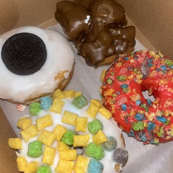 SLODOCO DONUTS - Updated December 2024 - 1505 Photos & 1316 Reviews ...