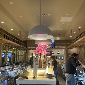 THE FINCH - Updated August 2024 - 247 Photos & 176 Reviews - 5307 East ...