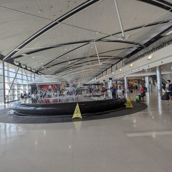 DETROIT AIRPORT MCNAMARA TERMINAL - DTW - Updated July 2024 - 587 ...