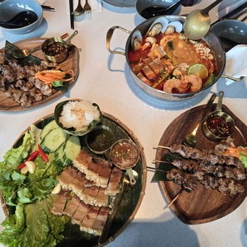 SUSU SIAM - Updated May 2025 - 89 Photos - 390 Silver Star Blvd ...