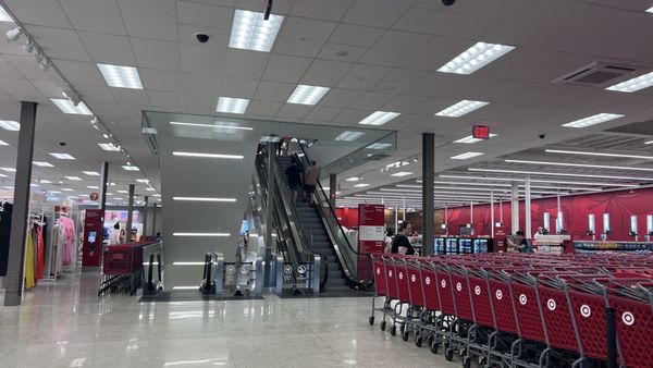 TARGET - Updated July 2025 - 32 Photos & 19 Reviews - 1400 Union Tpke ...