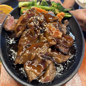 HANAMI SUSHI & SAKE BAR - Updated November 2024 - 90 Photos & 29 Reviews - 703 Veterans Wy ...