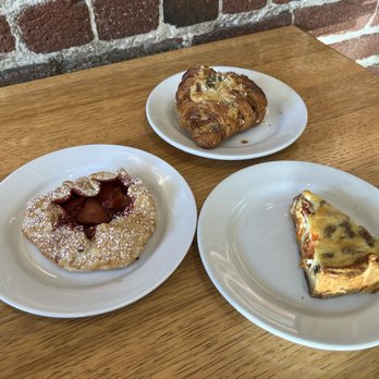 THOROUGH BREAD & PASTRY - Updated February 2025 - 1117 Photos & 1009 ...