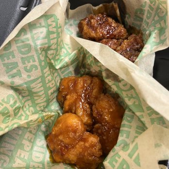 WINGSTOP - Updated October 2025 - 34 Photos & 35 Reviews - 3209 Avent ...