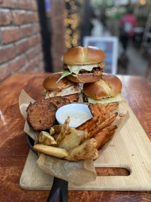 AMITY HALL DOWNTOWN - Updated October 2024 - 301 Photos & 469 Reviews ...