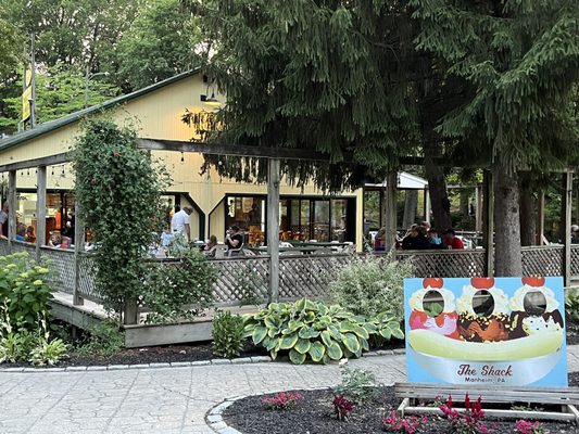 THE SHACK RESTAURANT & MINI GOLF - Updated November 2025 - 134 Photos ...