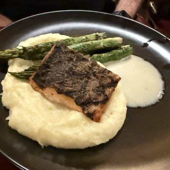 SHUCKERS OYSTER BAR - Updated January 2026 - 708 Photos & 640 Reviews ...