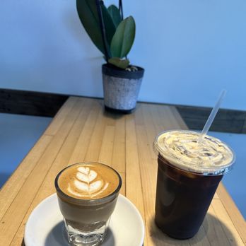 CONVIVE COFFEE ROASTERY - Updated July 2025 - 31 Photos & 29 Reviews - 960 Adams Shoppes, Mars ...