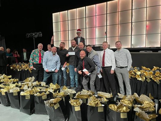 Electric Plus - Updated October 2025 - 18 Photos - 1030 W 17th St ...