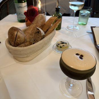 C29 - Updated December 2025 - 41 Photos & 27 Reviews - 1320 Main St, St ...