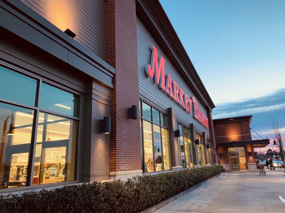 MARKET BASKET - 28 Photos & 132 Reviews - Grocery - 1200 Newport Ave ...