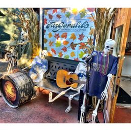 FITZGERALD’S - Updated July 2025 - 185 Photos & 165 Reviews - 6615 ...