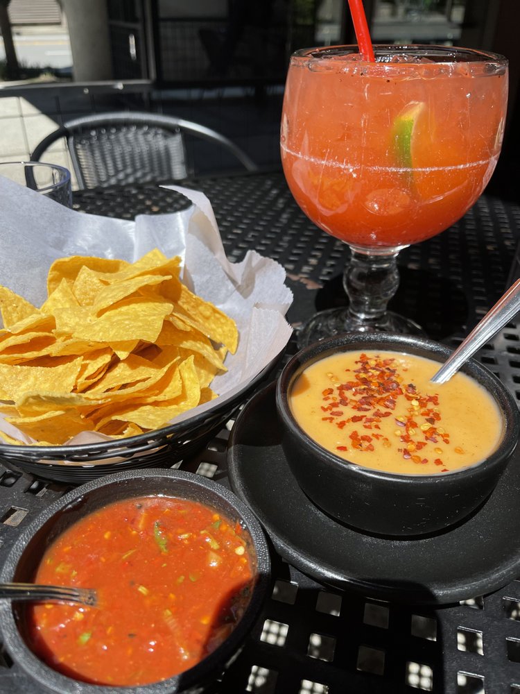 LA PALMERA FAMILY RESTAURANT - 143 Photos & 144 Reviews - 901 Mercer St ...