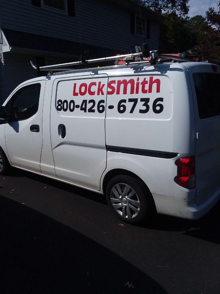 ACCURATE LOCKSMITH SERVICE - Updated December 2025 - 33 Reviews - 146 ...