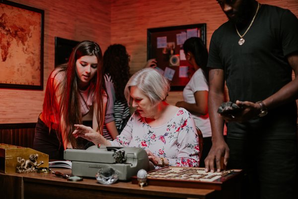 BREAKOUT GAMES - Updated May 2025 - 75 Photos & 112 Reviews - 3852 ...