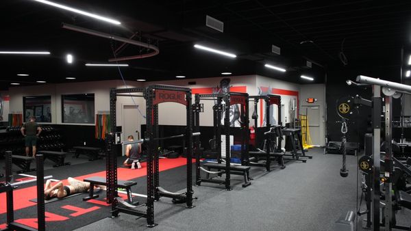 SYMMETRY FITNESS & PERFORMANCE - Updated September 2025 - 29 Photos ...