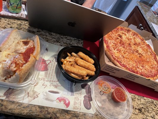 TD PIZZA - Updated January 2025 - 64 Photos & 80 Reviews - 222 Mountain ...