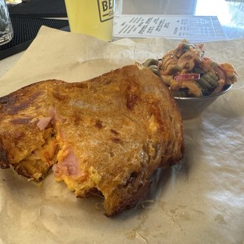 THE BEND BAR - Updated January 2026 - 40 Photos & 11 Reviews - 853 W ...