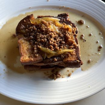 SIPS ON 10TH - Updated July 2024 - 110 Photos & 60 Reviews - 1022 S ...