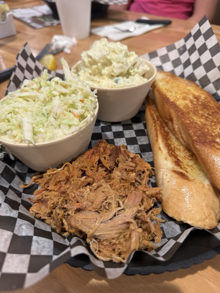 SOUTHERN PIG AND CATTLE - Updated December 2025 - 12 Photos & 29 ...