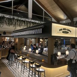 LUPO - Updated March 2026 - 504 Photos & 212 Reviews - 208 Wolf Street ...