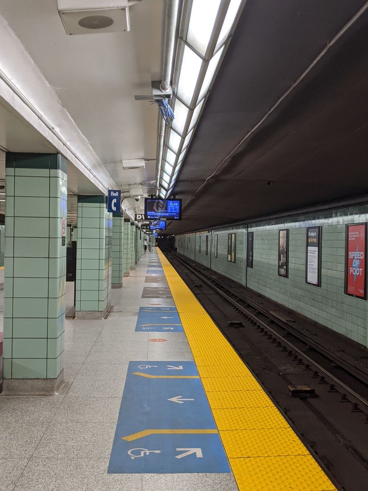 ST. GEORGE STATION - Updated February 2025 - 24 Photos - 135 St. George ...